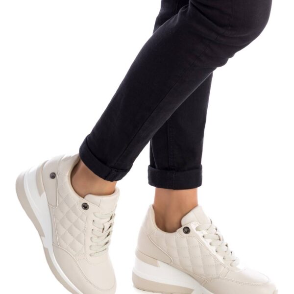 MUJER > Tenis > Cuña | Xti Colombia